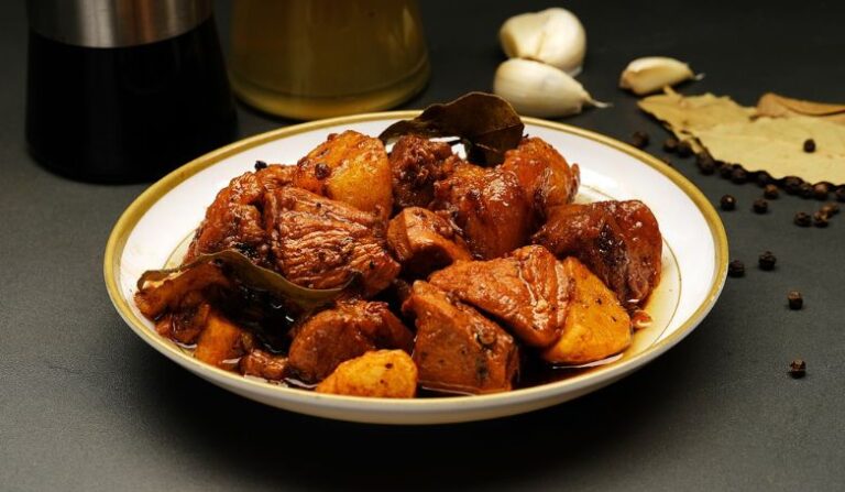 Top 10 Authentic Filipino Dishes You Must Try in the Philippines