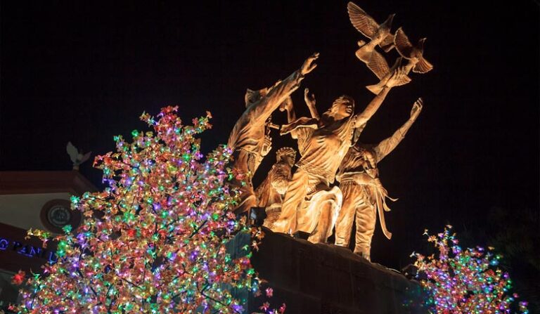 Top 10 Must-Visit Christmas Destinations in the Philippines for a ...