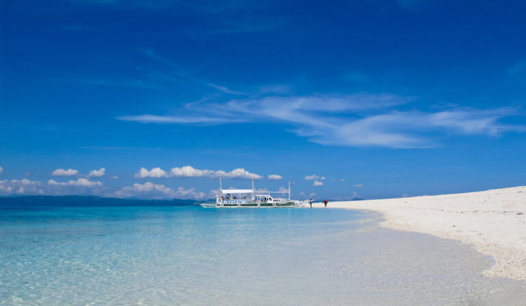 Philippine White Sand Beaches - Top 10 Breathtaking Tropical Paradise ...