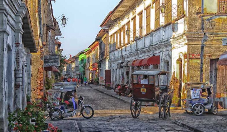 15 Historical Places in the Philippines - Unveiling the Magic of History