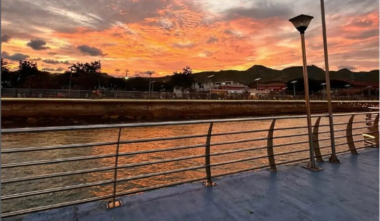 Naga Baywalk: A Must-Visit Gem for Scenic Views, Relaxation, and Local ...